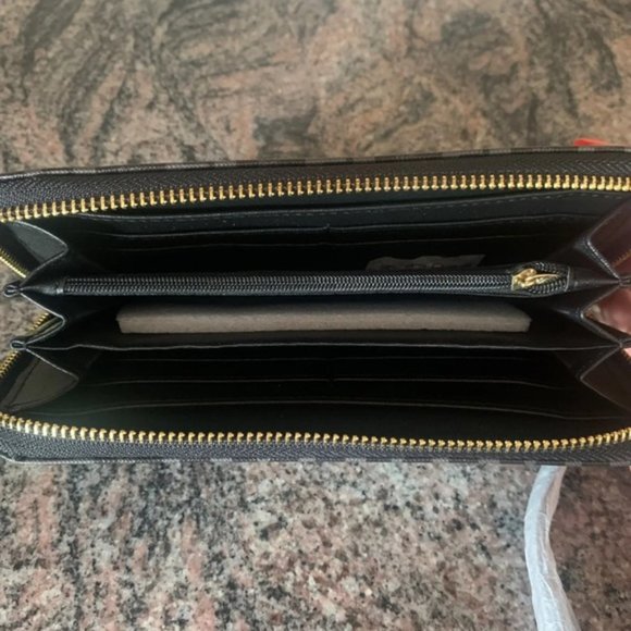 London Fog | Bags | Brand New London Fog Wallet Nwt | Poshmark